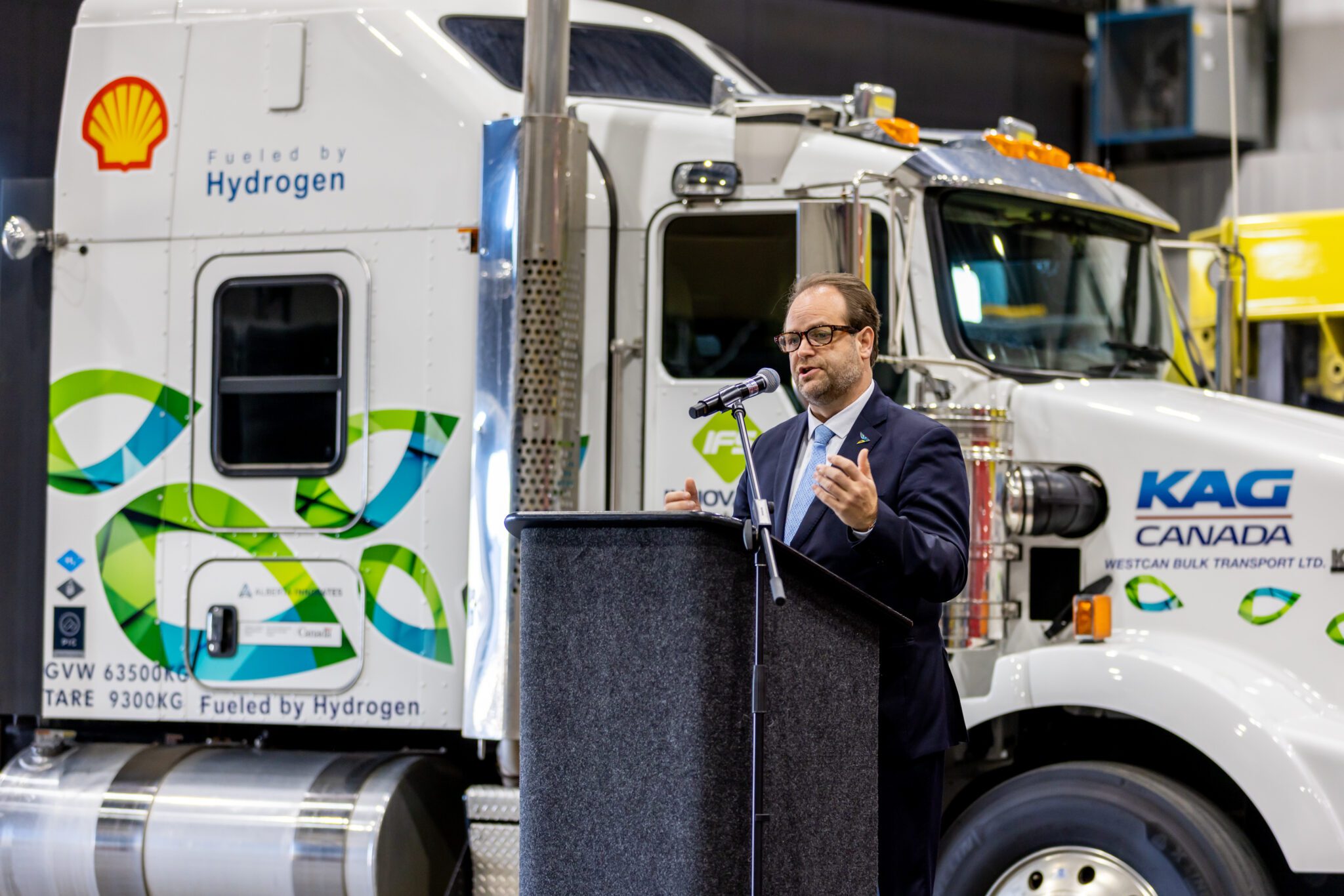 KAG Canada Deploys IFS’ Hydrogen-Fueled Class 8 Heavy-Duty Truck in ...